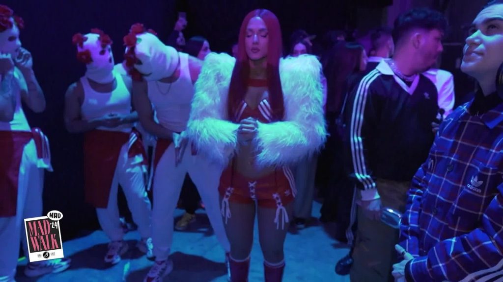 Backstage 2 | MEGA TV