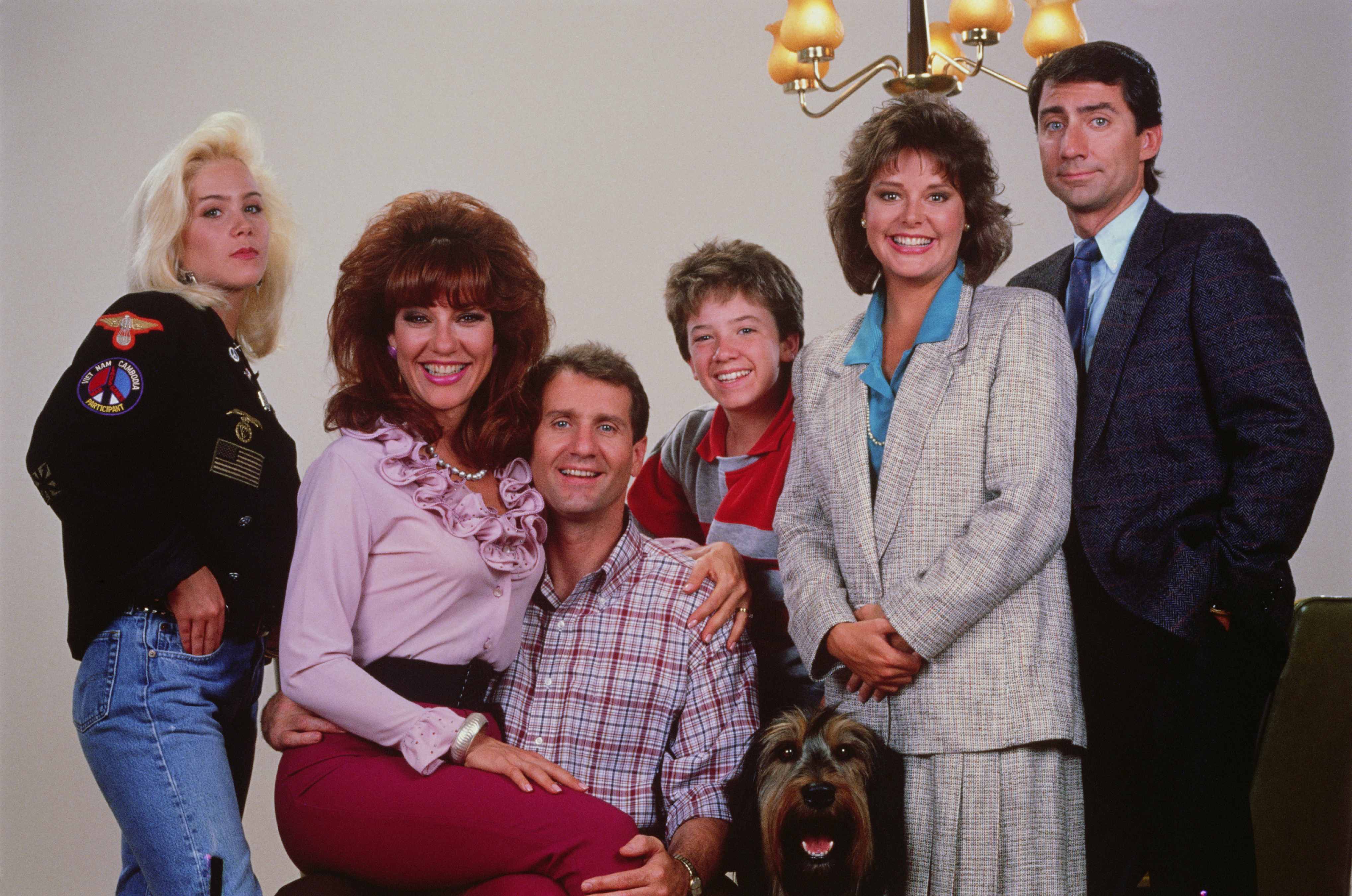 MARRIED..WITHOUT CHILDREN | MEGA TV